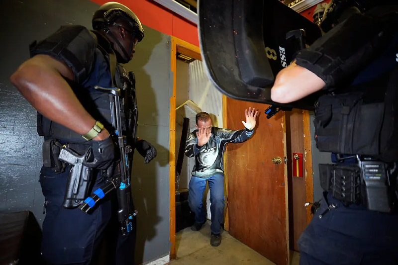 MP5를 여전히 쓰는 NYPD ESU(2021년) : 네이버 블로그