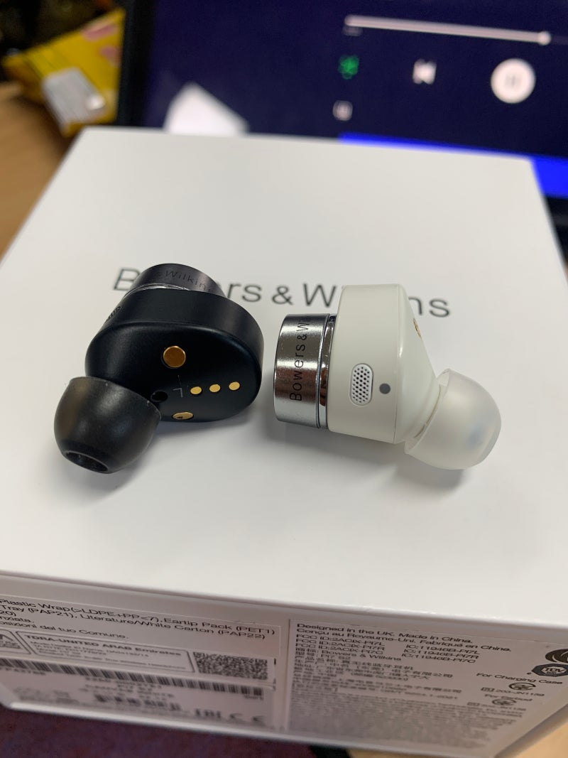 바워스앤윌킨스 (B&W) Pi7 S2 무선 이어폰 작지만 대형 콘서트홀 감동을 전달한다. : 네이버 블로그