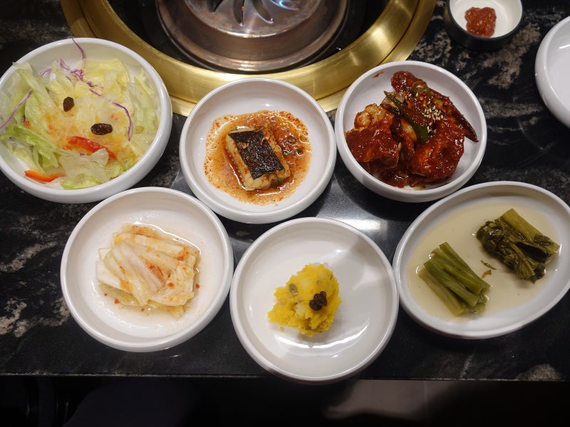 청담동 맛집 금돈옥 고기집이야 한정식집이야 푸짐정갈한 돼지갈비 명가 네이버 블로그