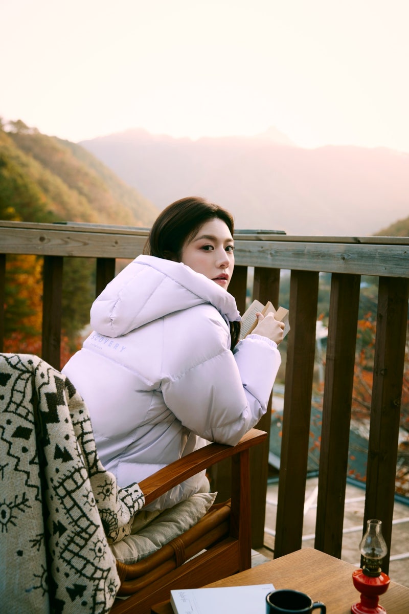 디스커버리 고윤정 여성패딩 따스한 크롭 숏패딩 입어볼까 네이버 블로그