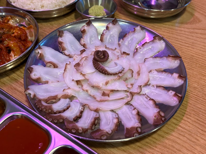 향남2지구맛집 겨울철 최고의 안주 맛집돌문어보쌈굴김치 문어집 네이버 블로그