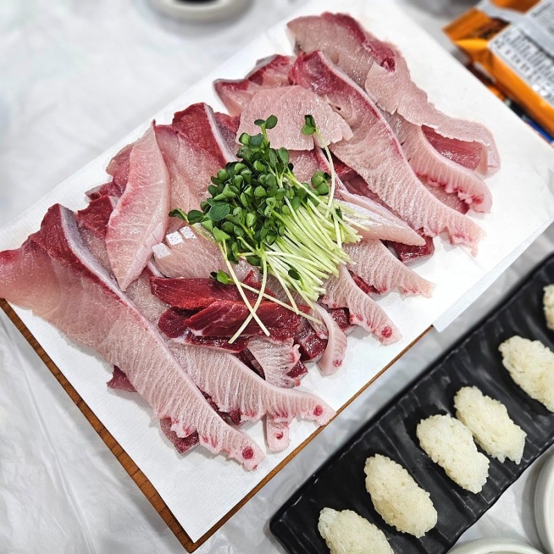 부산 광안리 대방어 우리포차 2시간 기다려서 먹고 온 수영 우리포차 대방어 대방어김밥 알탕 후기 네이버 블로그