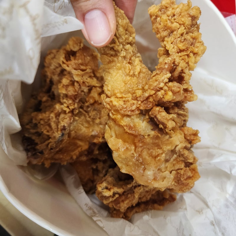 [제나가 간다] KFC 치킨나이트_치킨1+1, 핫크리스피치킨, 켄터키후라이드치킨, 야식, 치맥, 1994윙, 비스켓, 21~22 ...