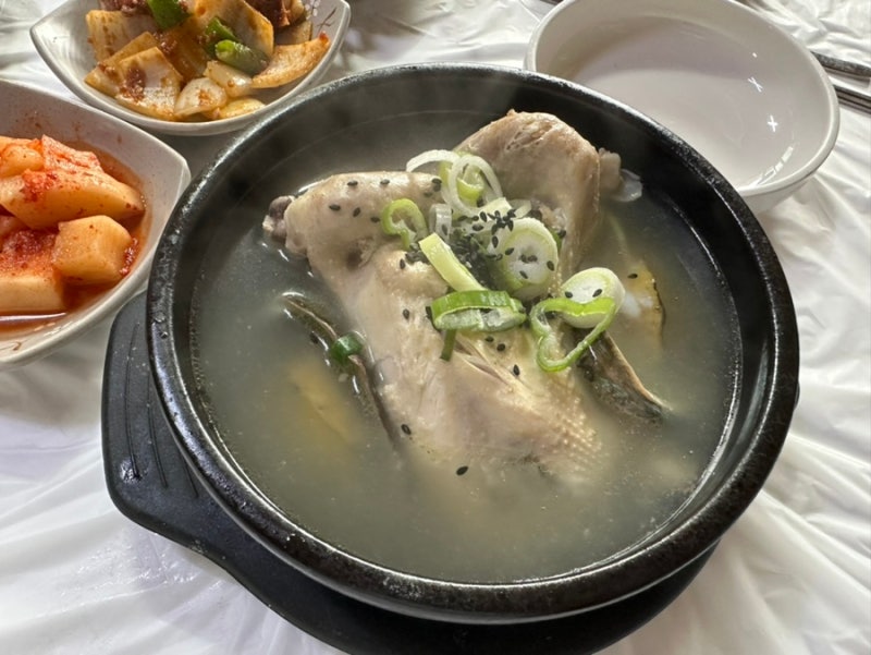 가마솥으로 푹 끓인 영종도 운남동 삼계탕 초가집 네이버 블로그