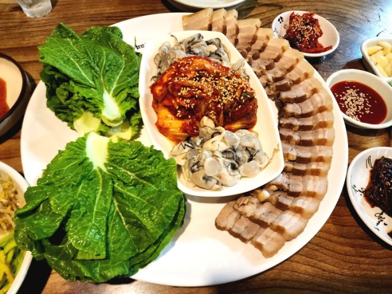 진주 맛집 생굴 김치와 보쌈의 환상 조합별미 가득총각포차 진주 산청흑돼지식당내돈내산솔직후기 네이버 블로그