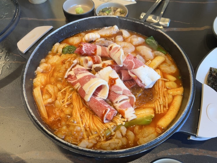 일산 웨스턴돔 정발산역 맛집 분위기 좋은 곱창집 낭만낙곱새 일산점