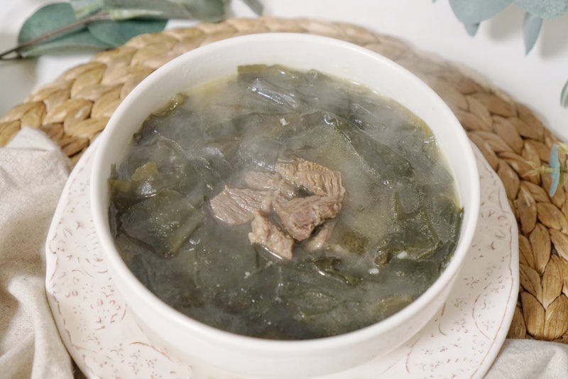 소고기 미역국 맛있게 끓이는 법 진한 국물의 사골 미역국 레시피 미역국 액젓 네이버 블로그