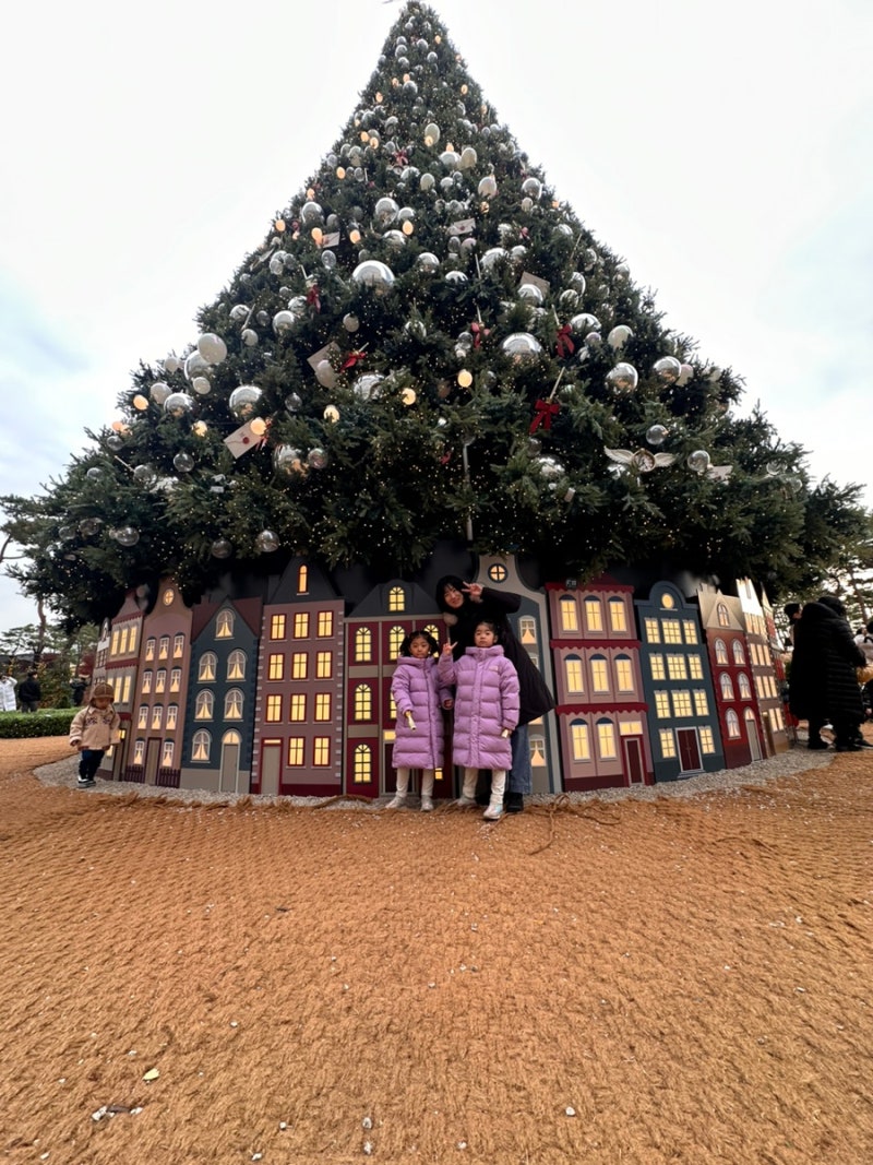 아이들이랑 잠실 롯데월드몰 크리스마스 마켓🎄트리 구경 줄서는 방법 회전목마 타는 법 네이버 블로그