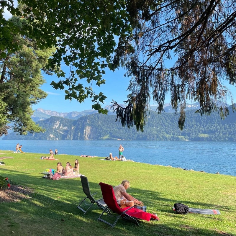 [스위스] 린트 초콜릿 박물관 근처 맛집! Chez Fritz + Seebad Kilchberg 호수 수영‍ 🚣🏻‍♀️💙 ...