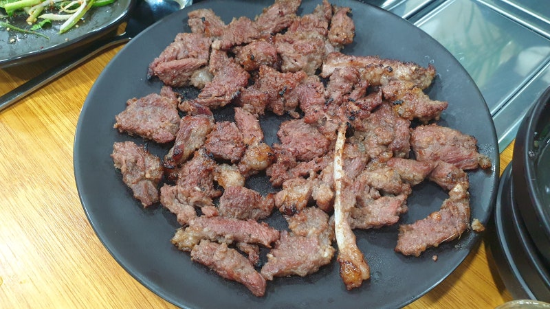 경남 밀양 표충사 근처 은하수 리조트 은하수관광농원 흑염소전문점 염소구이 염소 수육 맛집 오토캠핑
