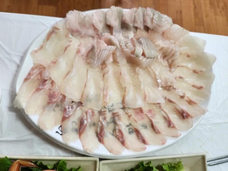 자연산 광어회와 스끼다시가 풍성한 부안맛집 곰소 고향맛횟집 네이버 블로그