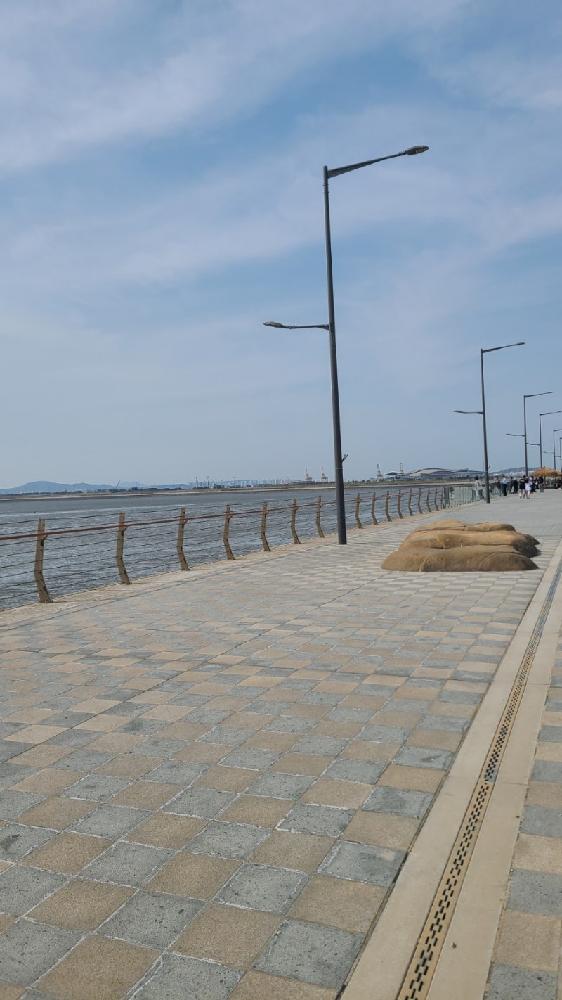 송도가볼만한곳 롱비치파크롱비치커피앤브래드 송도랜드마크시티1호 수변공원 네이버 블로그