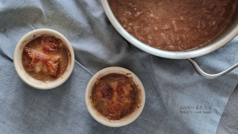 햇양파로 만드는 양파스프 프렌치어니언수프 레시피 울지 않고 양파 썰기 네이버 블로그