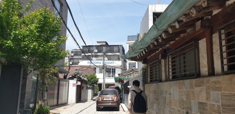 서울 가볼만한 곳 서촌 한옥마을 골목길 투어 도보코스 볼거리 전시갤러리 맛집 카페 네이버 블로그