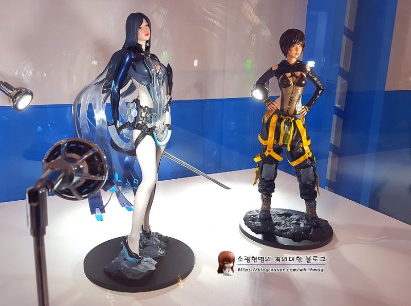 PS5 게임 스텔라 블레이드 론칭 이벤트 현장 후기 - 여의도 IFC몰에서 출시 기념 행사로 이브 피규어를 구경한 이야기 ...