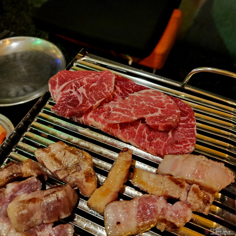논현 맛집 캠핑 컨셉의 고기집 난장캠프 네이버 블로그