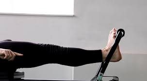 [Pilates moveme] - Reformer Footwork series :Tendon stretch / 리포머 풋워크 ...