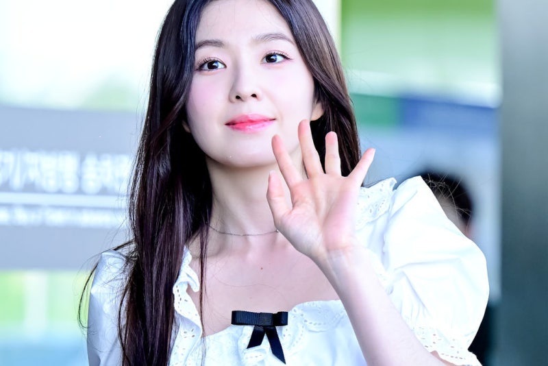 레드벨벳 아이린 올여름 공항패션 코디 픽한 2만원대 쉬폰 레이스 화이트 블라우스 반팔셔츠 어디꺼 네이버 블로그