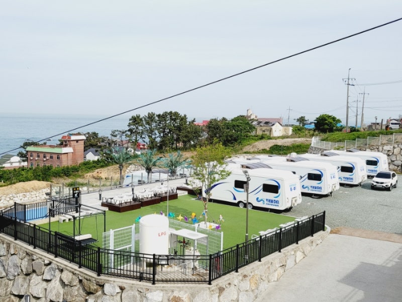 감포해수욕장 숙소 아이와 캠핑하기 좋은 뷰델카라반펜션 네이버 블로그