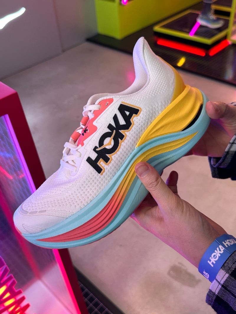 호카 성수 팝업 HOKA FlyLab 방문 후기! 가벼운 런닝화 트레킹화 추천 : 네이버 블로그