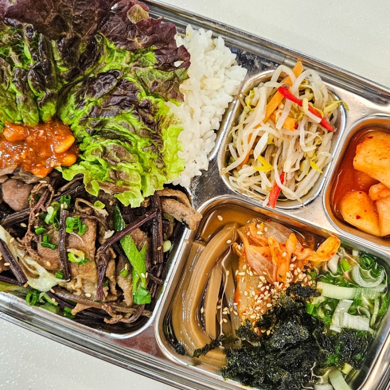 고사리제육볶음 단체급식 제육추천 급식제공후기 원파인 영양사 식단일기 네이버 블로그