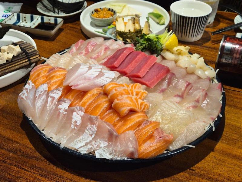 용산 맛집 깔끔하고 분위기 좋은 용리단길 모듬회 맛집 물고기주택 네이버 블로그