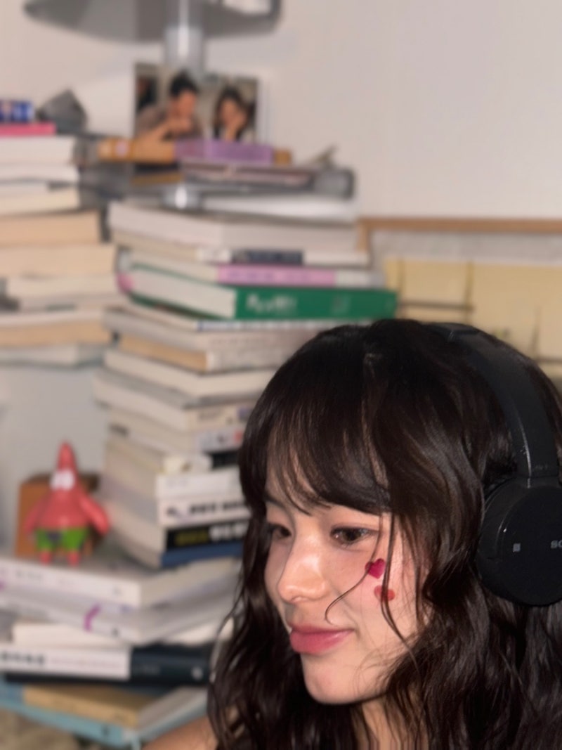 전소미 브랜드 글맆 GLYF : “피플패치”로 키치하게 트러블 드러내는 요즘ㅋ : 네이버 블로그