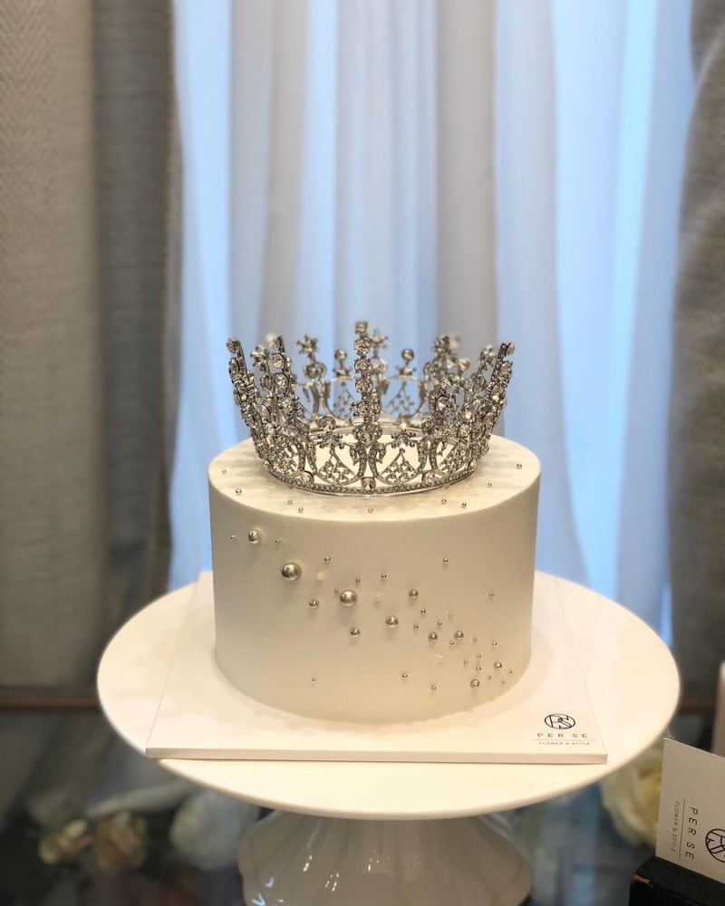 「티아라케이크」 청담동케이크 생화케이크 펄세이플라워 펄세이생화케이크 기념일케이크 네이버 블로그