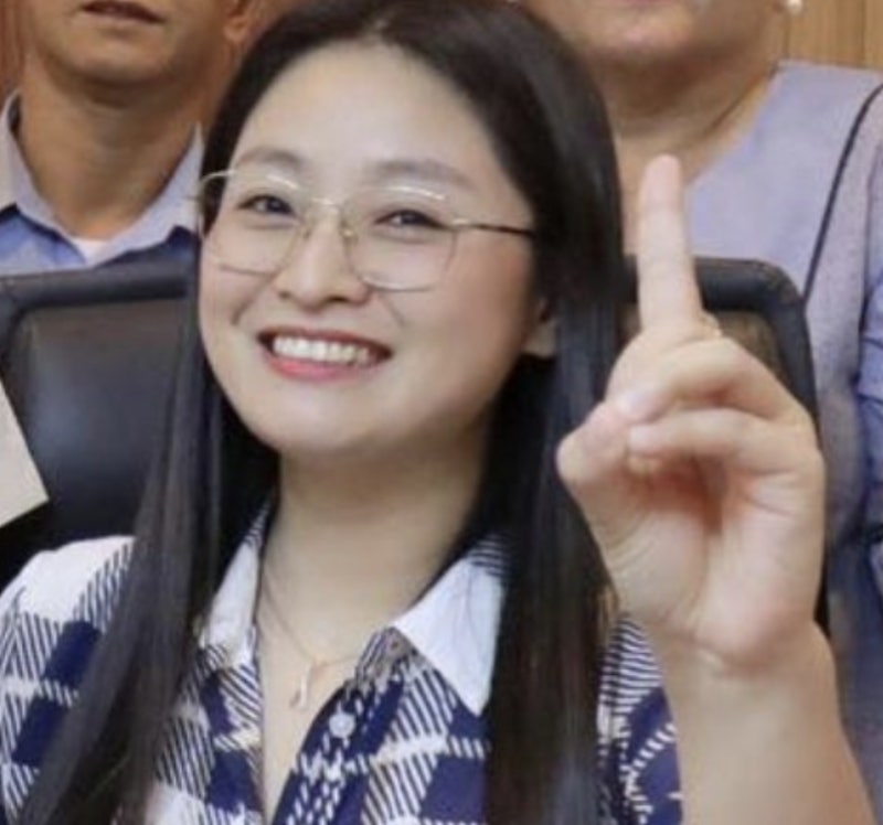 앨리스 궈(Alice Guo), 그녀는 정말 중국의 스파이인가? : 네이버 블로그