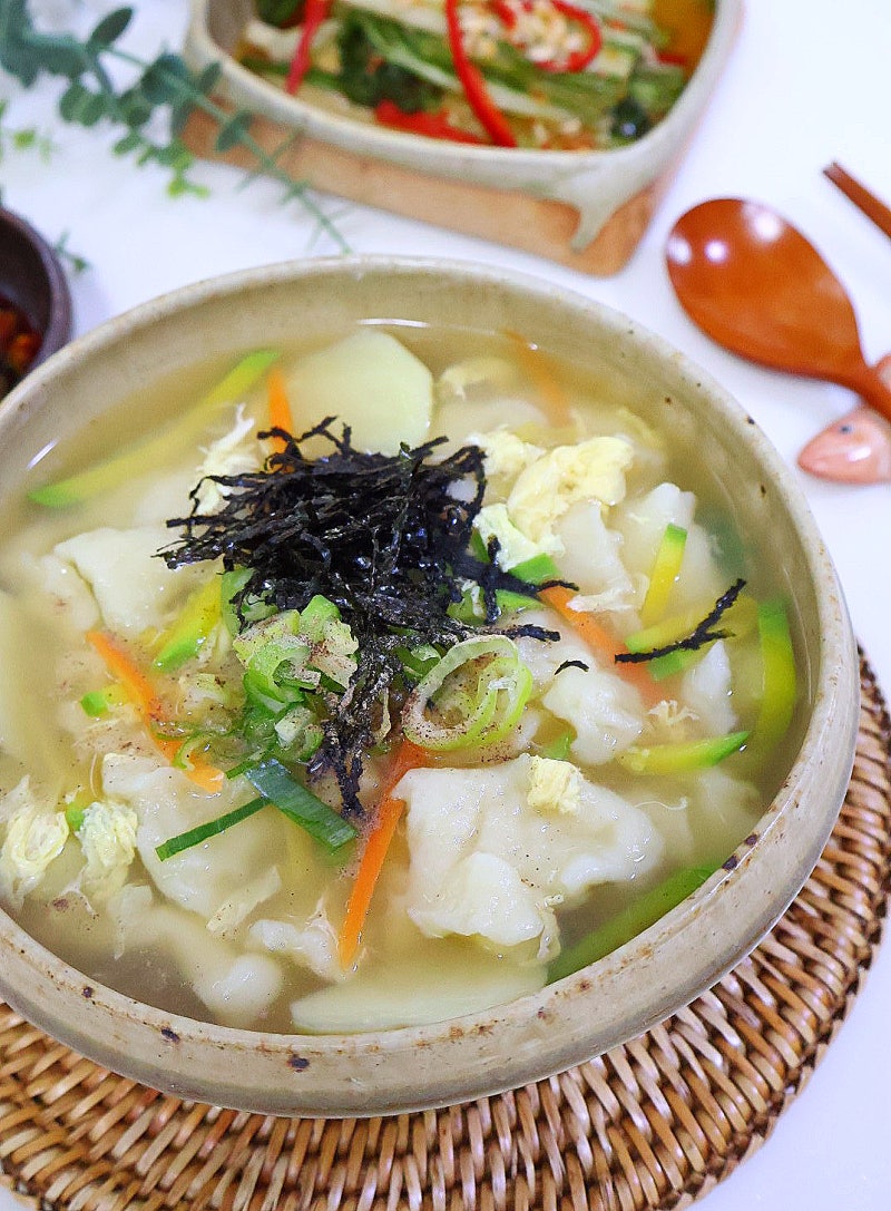 감자 수제비 만들기 멸치 육수 수제비 레시피 쫄깃한 수제비 반죽 만드는 법 네이버 블로그