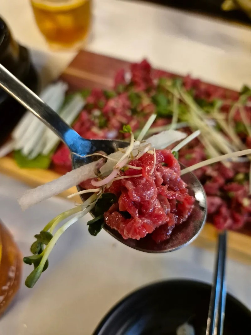 잠실새내역 맛집 잠실 육회 맛집 육회어때 잠실새내점 네이버 블로그