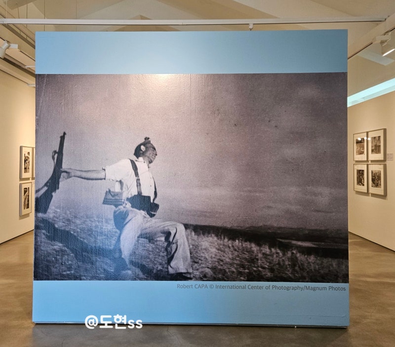부산 사진전 전시회 추천 고은사진미술관 로버트 카파 《robert Capa Work 1932 1954》 전시 후기 네이버 블로그
