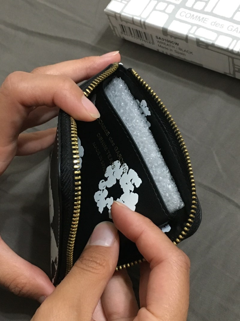 미국 LA 도버스트릿 마켓에서 구매한 꼼데가르송 X 데님티어스 지갑CDG WALLET Denim Tears Wallet ...