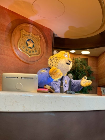 상하이 디즈니랜드 주토피아 총정리 🐰💗🦊 :: 가젤 콘서트 뿌심 | 주토피아 어트랙션 | 웨이팅 | 굿즈 : 네이버 블로그