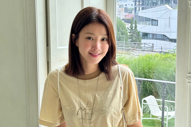 40대 이시영 화이트백 추천한 이부진가방 빠투 숄더백 가격은 네이버 블로그