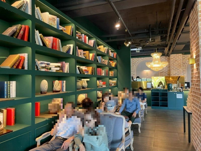 창원 가포 카페 페리데스 PERIDES 테라스가 있는 경치 좋은 베이커리 카페! : 네이버 블로그