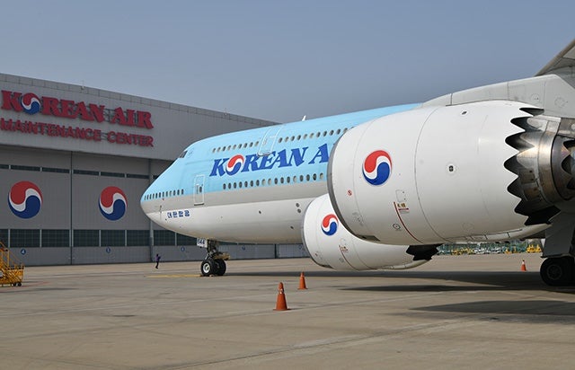 [항공 뉴스] 기내식 차량과 접촉사고…런던발 대한항공, 21시간 지연 출발 : 네이버 블로그