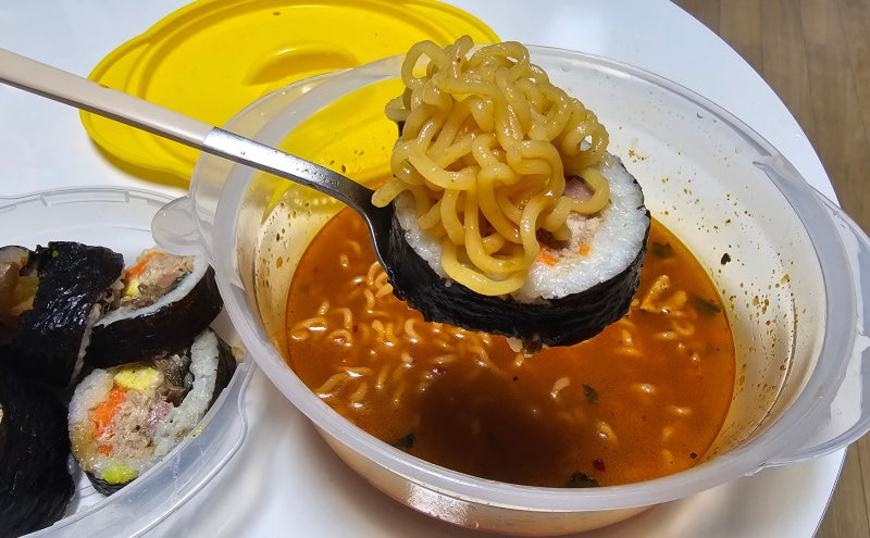 다이소 전자레인지 라면용기 전자렌지 찜기로 라면끓이기 자취템 네이버 블로그