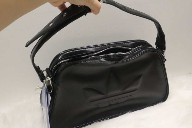 아디다스 숄더백 IT7380 블랙 후기 : 네이버 블로그