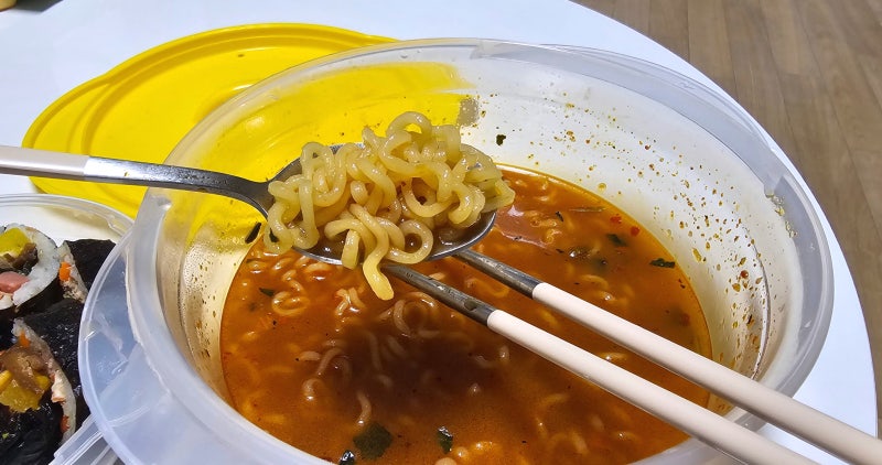 다이소 전자레인지 라면용기 전자렌지 찜기로 라면끓이기 자취템 네이버 블로그