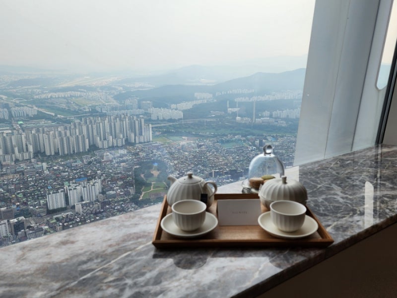 우리나라에서 가장 비싼 시그니엘 서울 호텔 1박 후기 요금가격객실한강뷰헬스장수영장룸업그레이드숙박 네이버 블로그