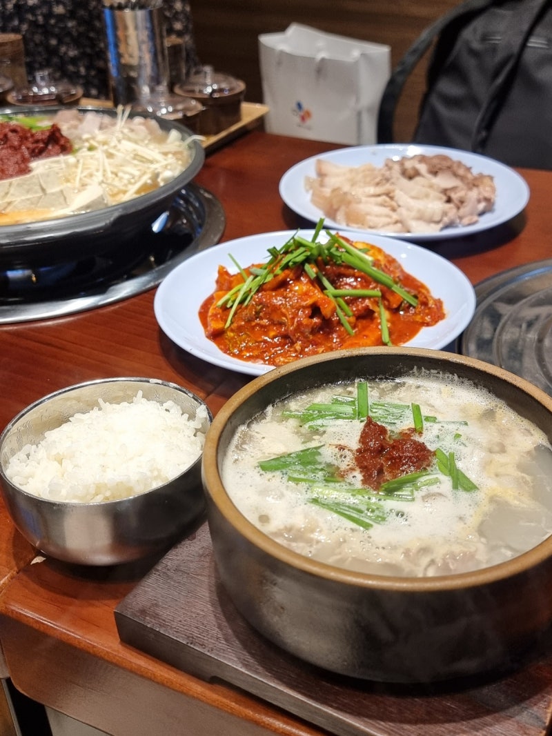 대구 동성로 맛집 푸짐한 국밥 산더미 미성돼지국밥 네이버 블로그