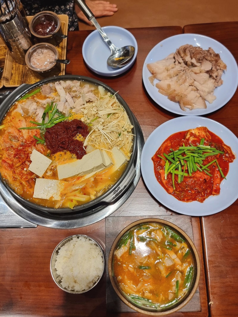 대구 동성로 맛집 푸짐한 국밥 산더미 미성돼지국밥 네이버 블로그