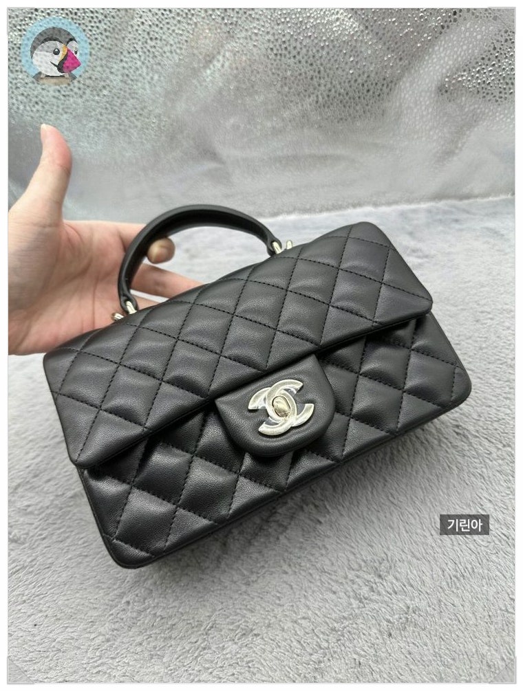 샤넬 가방 종류 추천 및 가격 총정리 클래식 은장 미니백 보이백 캐비어 코코핸들 탑핸들 22백 금장 스몰 미듐