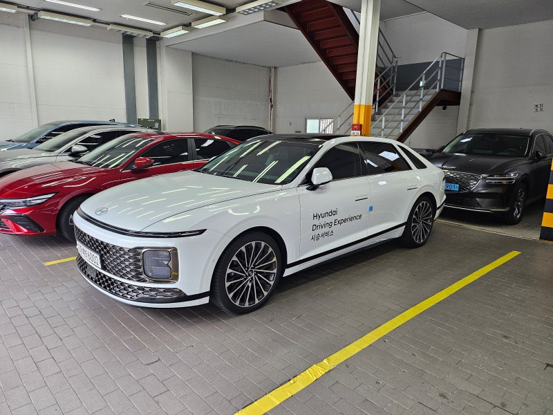 2025 신형 GN7 그랜저 하이브리드 기승기, 미래 디자인과 아쉬운 기본기 : 네이버 블로그