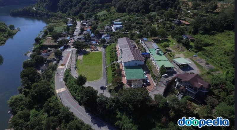 전북 완주 동상초등학교 소규모체육시설자유놀이공간 다오코리아 안전 바닥 매트다목적 스포츠 매트 And 안전 보호벽 매트