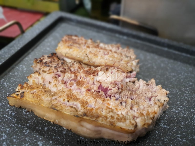 은평맛집 구산역맛집 삼겹살을 소스에 골라먹는 재미 구산역고기집 옥탑방 네이버 블로그