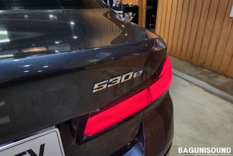 PHEV라고 블랙박스 보조배터리 장착이 다르다? NO! 잘못된 정보 믿지 마세요. BMW 530e 아이나비 QXD1 와 에너팩프로12A 구성해보기 [ ACE2.0 고장 ...