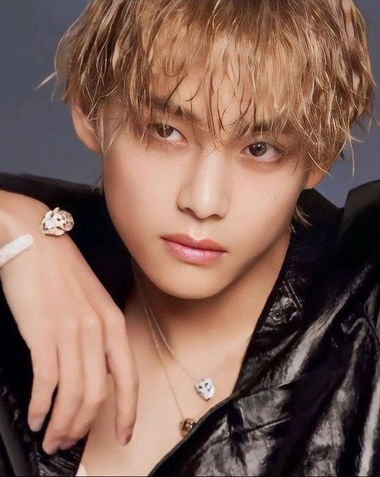 방탄소년단 뷔, Bull Ramen’ loved by V...exports reach ‘all-time high’ due to ...