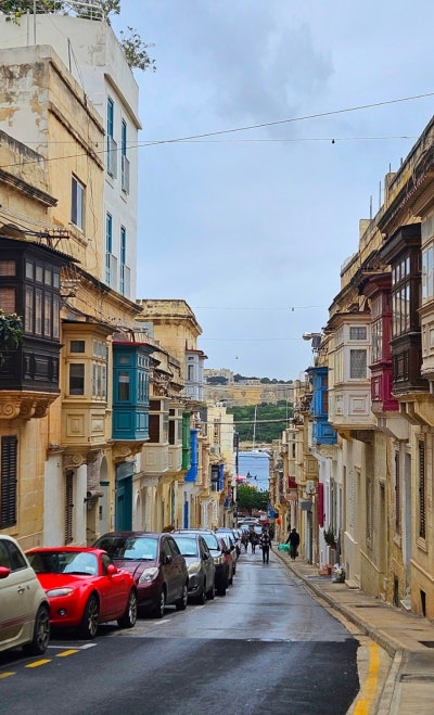 #1 몰타 에볼루션 취업 (Evolution, Game Presenter) : 네이버 블로그